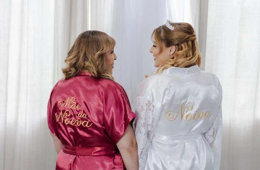 Embrace Comfort: Soft and Cozy Plus-Size Robes for Women - Did You Know ...